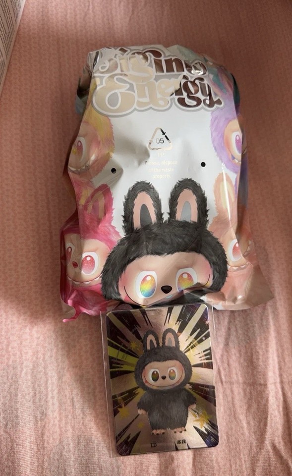 Authentic Hidden-ID P- MART The Monster Labu-bu 3.0 Big into Energy ...