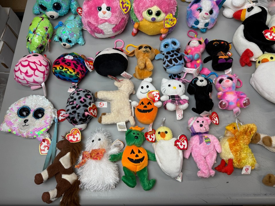 ~~LOT OF 103 TY BEANIE BABIES, BOOS, FLIPPABLES, CLIPS, BALLZ BEANIES ...