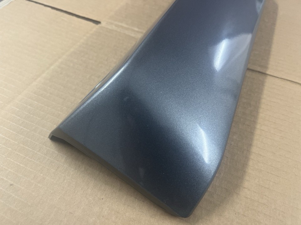 2015-2020 GMC Yukon/Yukon XL Hitch Cover Satin Steel Gray 23142974 | eBay
