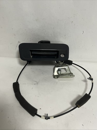 2009 2010 Pontiac Vibe Hatchback Rear Exterior Trunk Lid Tailgate Lever ...
