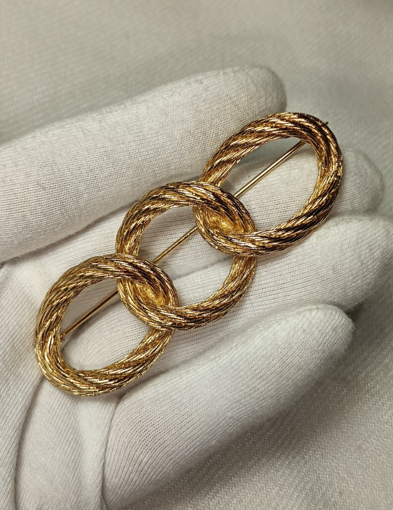 Christian Dior Gold Tone Infinity Rope Chain Pin Broo… - Gem