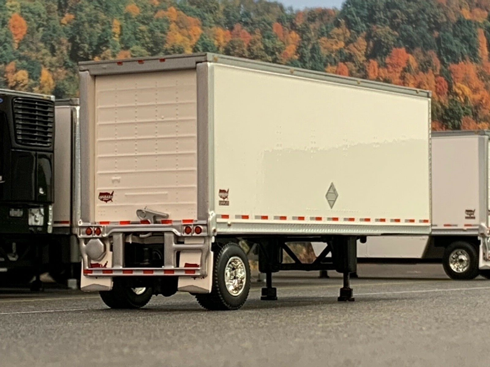 1/64 DCP WHITE 28' WABASH DRY VAN PUP TRAILER | eBay