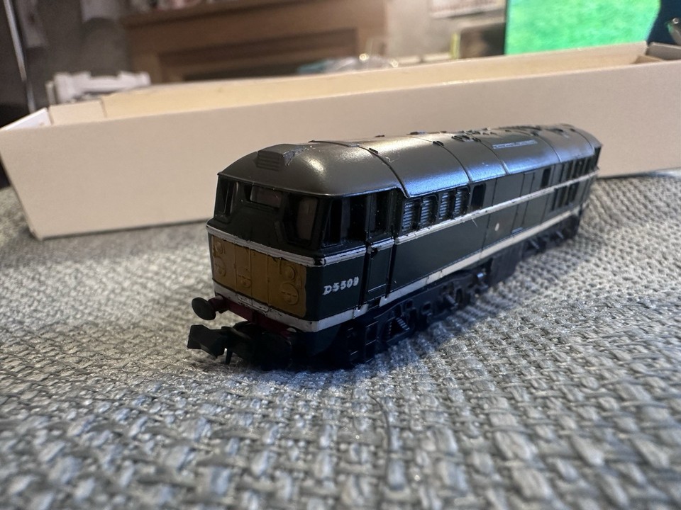 N Gauge Co-co BR Green White Stripe D5509 Train Engine | eBay UK