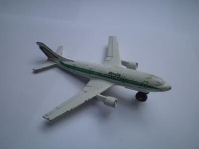 Matchbox Sky-Busters Skybusters SB-28 Airbus A300 Alitalia von 1973 ...