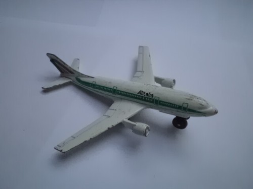 Matchbox Sky-Busters Skybusters SB-28 Airbus A300 Alitalia von 1973 ...