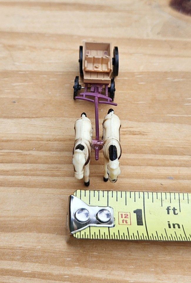 Vintage HO Scale Horse Drawn Wagon Train Railroad Village Accessories ...