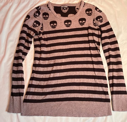 vintage hot topic gray and black skull sweater | eBay