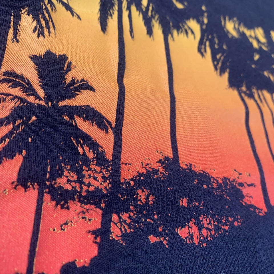 Old Navy Tank Top Size Large Shirt Men's Navy Blue Beachy Sunset Palm ...