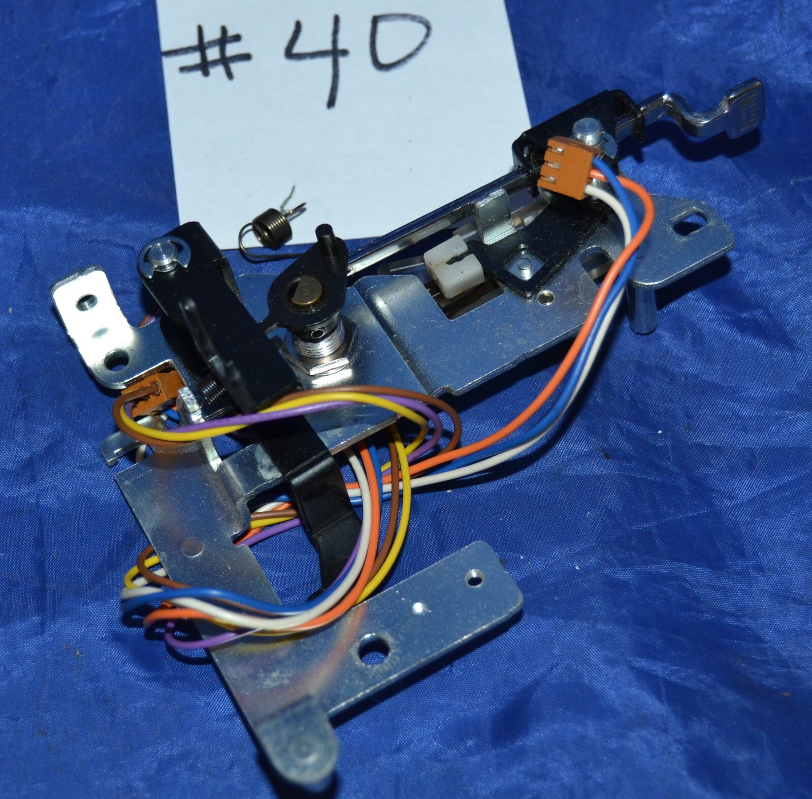 SINGER QUANTUM XL-100 EMBROIDERY FREE-ARM SEWING MACHINE USED PARTS FOR ...