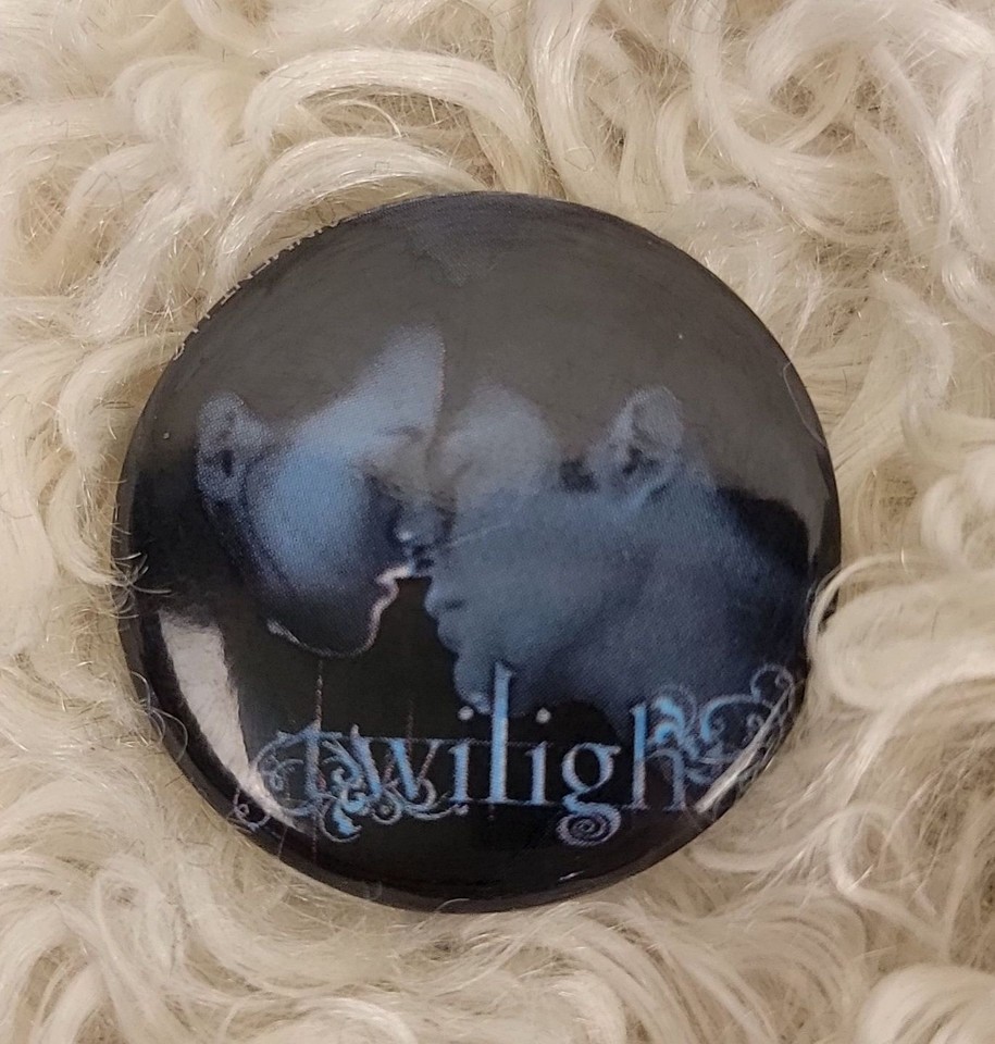 Collectible The Twilight Saga: Twilight Movie Pins, Set of 6 | eBay