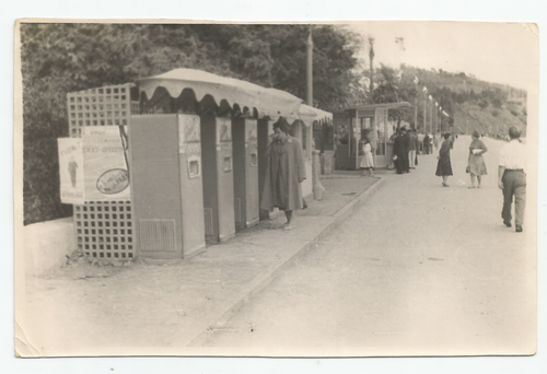 Photo Woman Water Machine Soviet Life Apparatus With sparkling water ...