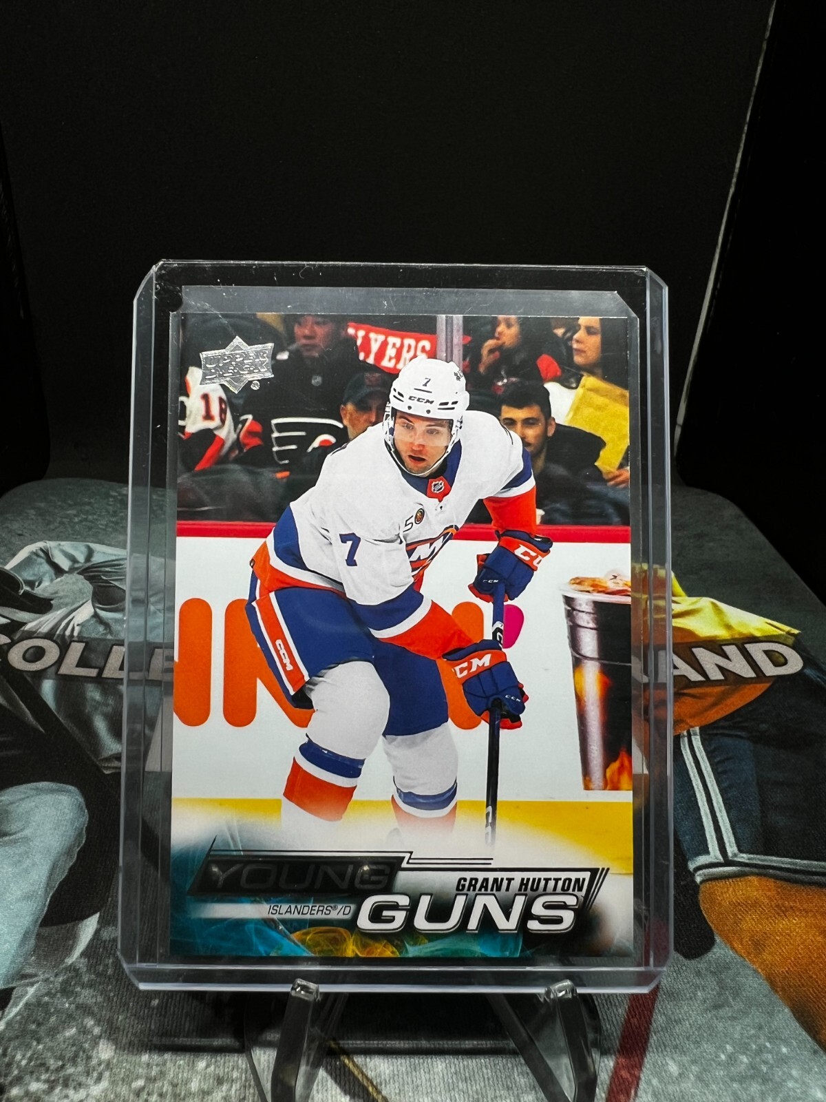 2022/23 Upper Deck Series 2 Young Guns Grant Hutton Rc #485 | eBay