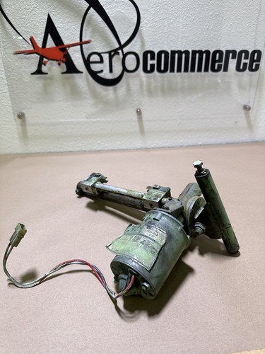 Cessna 172M Flap Motor Assy C301002-0101 (2080) | eBay