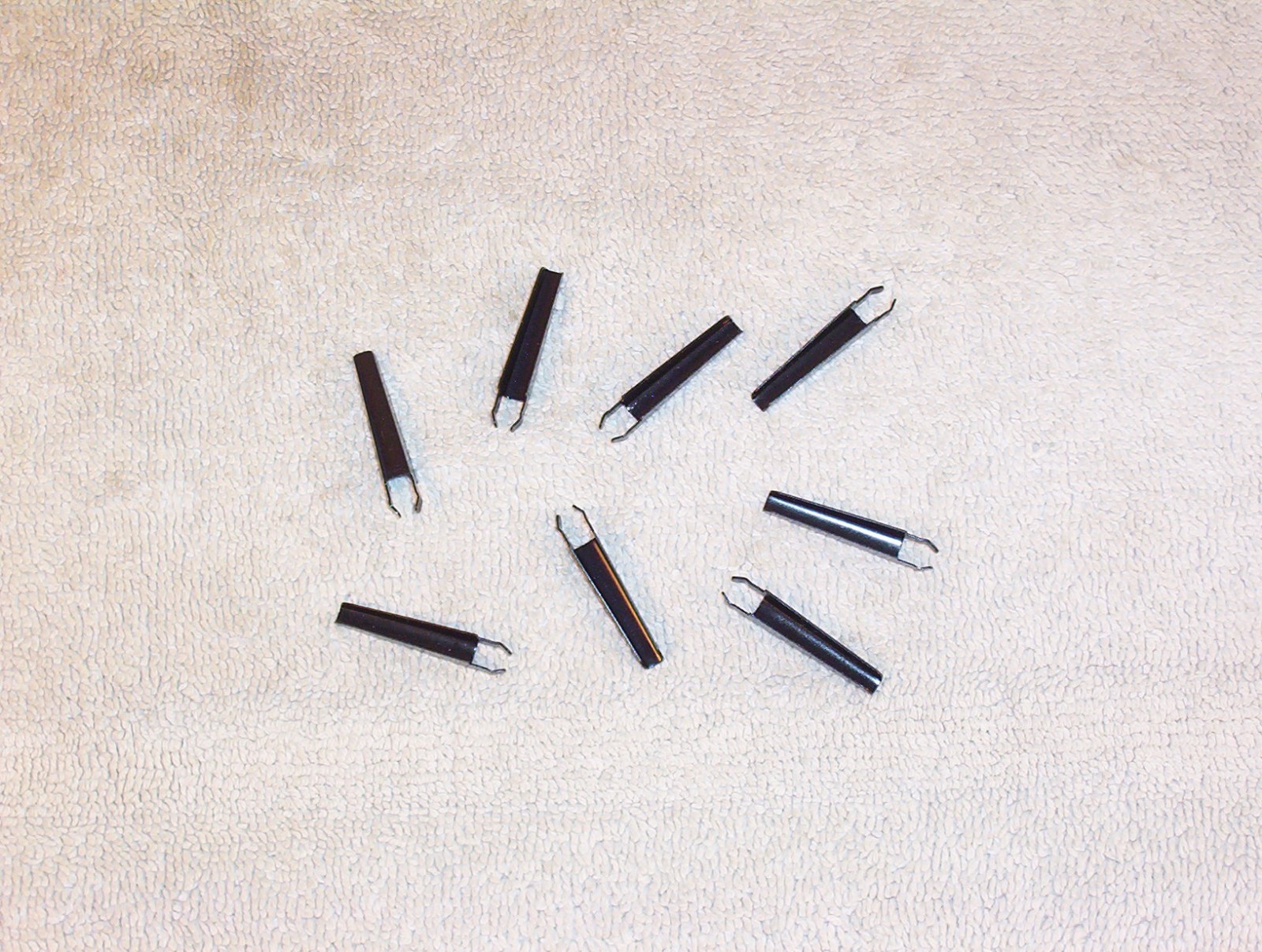 LIONEL TRAINS METAL STAKE SET 2411 6411 "BIG INCH" FLATCAR Postwar O ...