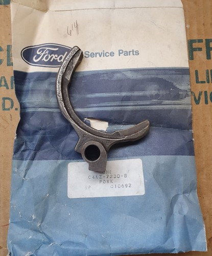 NOS GENUINE FORD 1ST & 2ND SHIFTER GEAR FORK 4 SPEED TOPLOADER XR XT XW ...