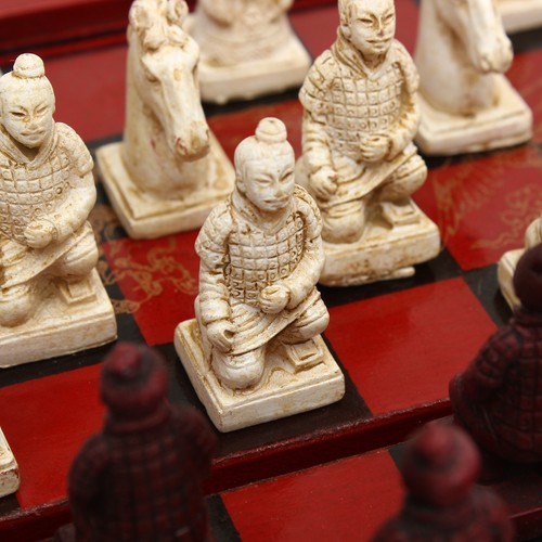 China Qin Dynasty Army Style 32 Bull-Bone Pieces Chess Set & Leather ...