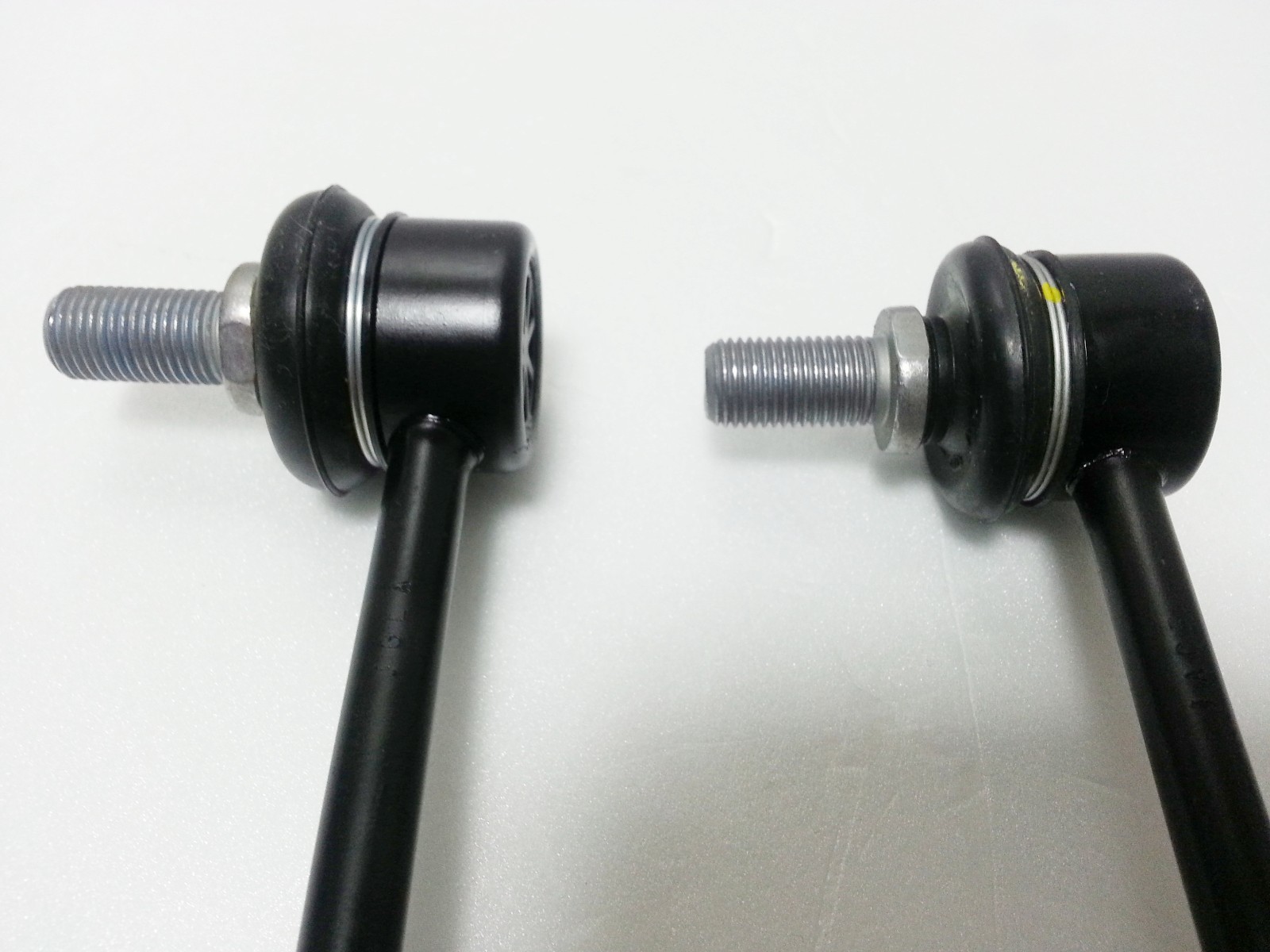 Front Link Stabilizer Bar 2PC For Hyundai Elantra GT i30 2013-2014 ...