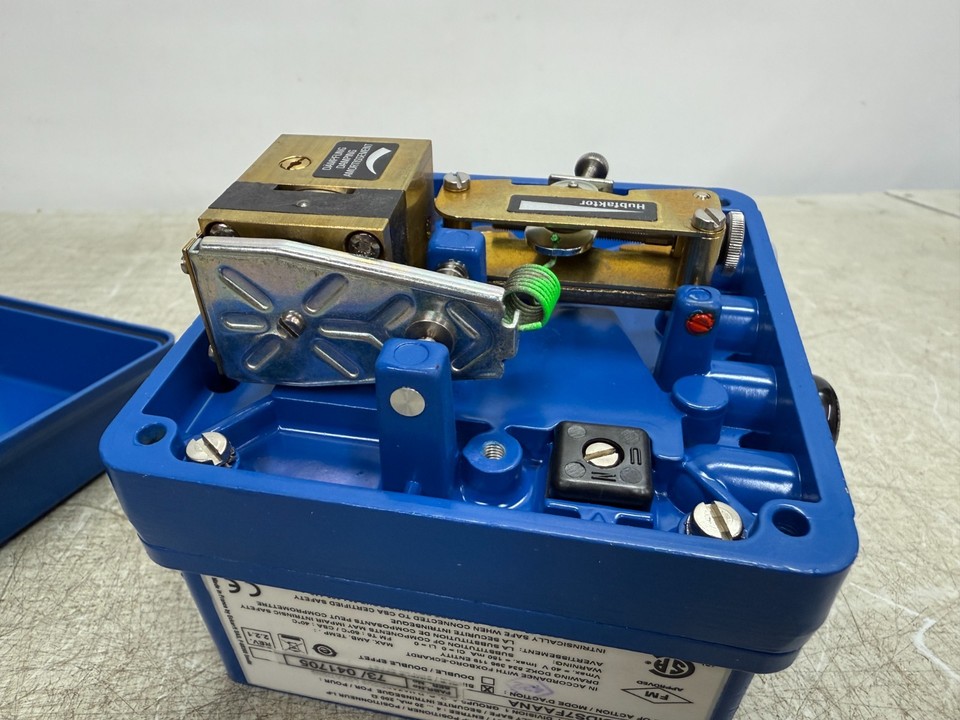 FOXBORO SRI986-BIDS7FAANA Pneumatic Valve Positioner Single Acting 4-20mA NEW | eBay