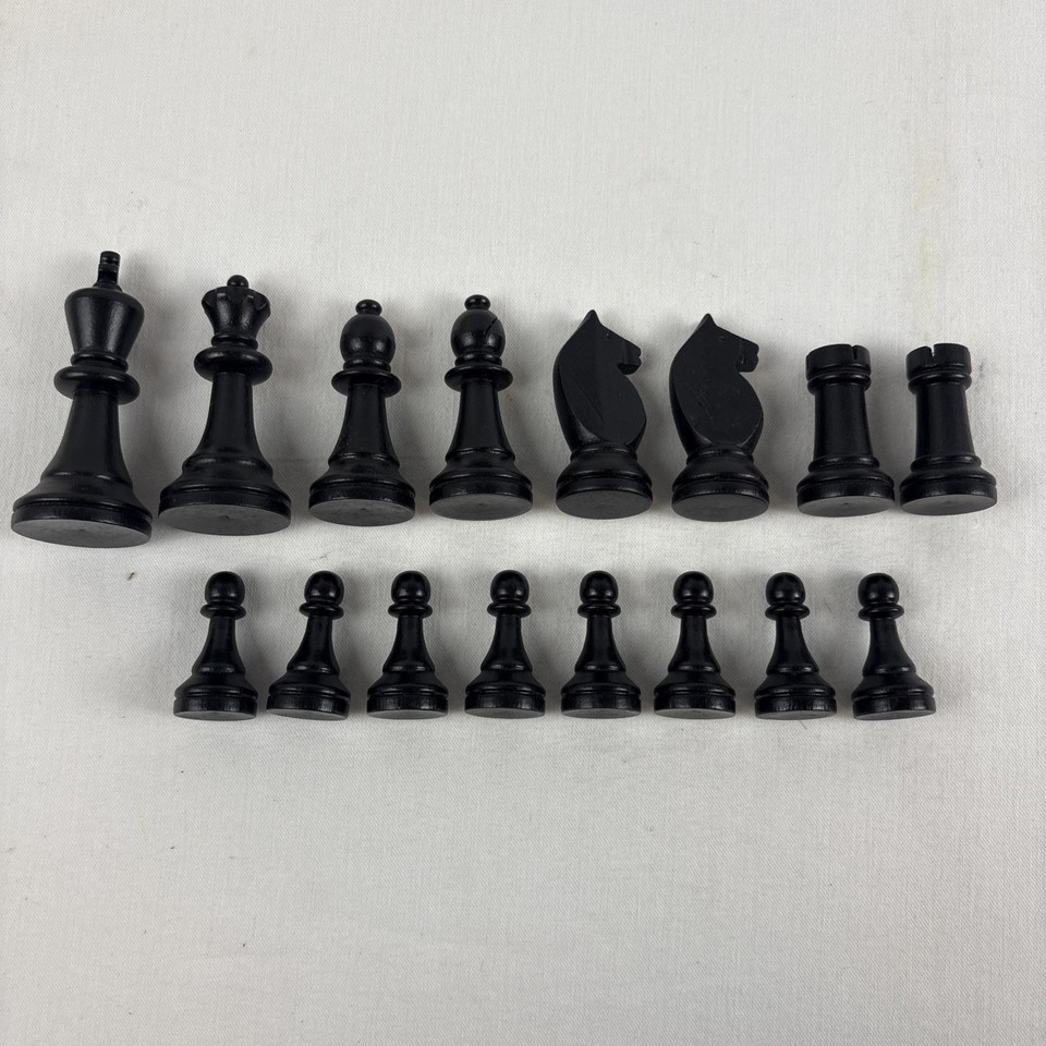 Vintage 1973 Staunton Pattern Hard Wood One Piece Construction Full Set ...