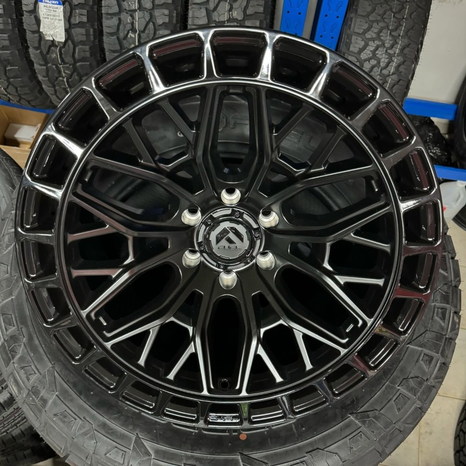 17” Fuel Sigma Wheels Fit Toyota 4Runner 2015-2025 Brand New Rims 17x9 ...