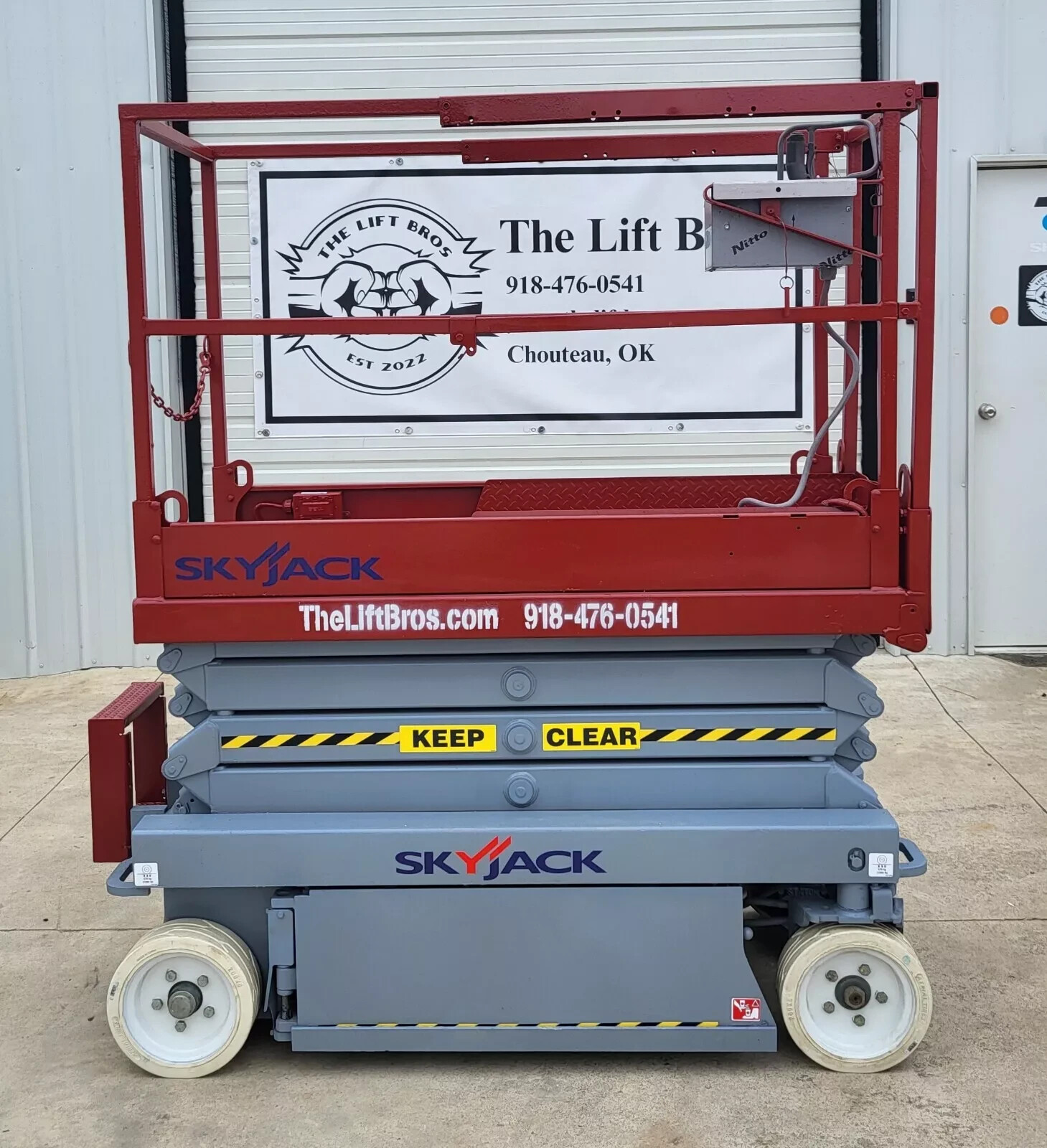 Refurbished Skyjack SJIII 3219 19' Electric Scissor Lift Aerial Lift ...