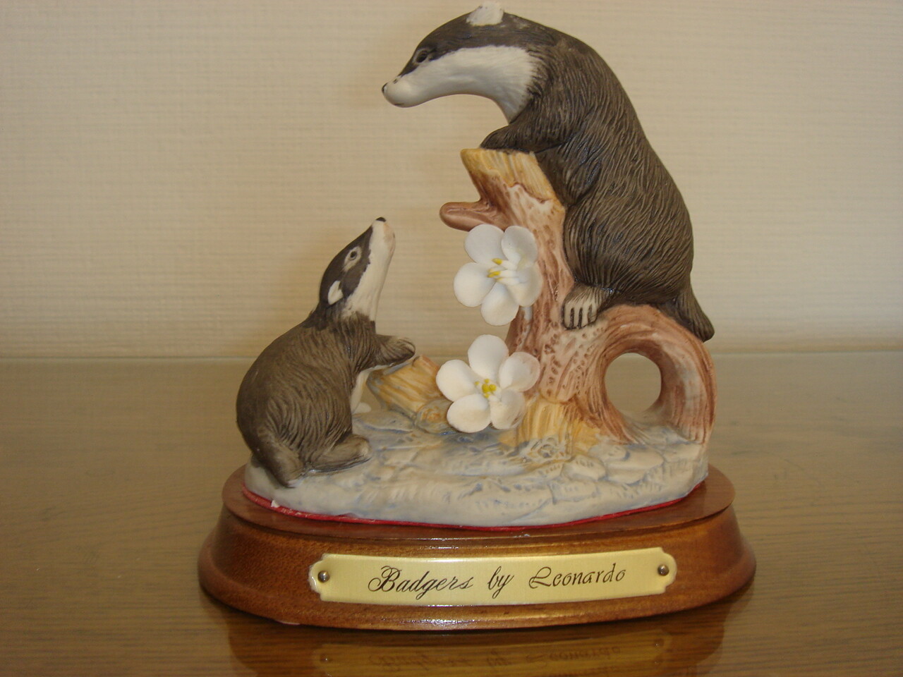 Badgers by Leonardo Antique Ceramic Ornament On Wood Plinth. VGC | eBay UK