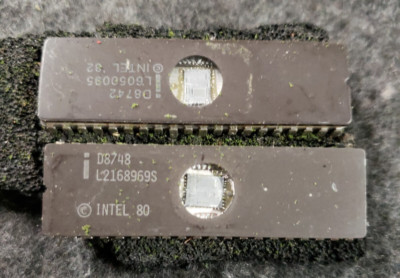 Intel 8748 & 8742 Microchips MCS-48 UV EPROM 3pcs used ..........(SB6) | eBay
