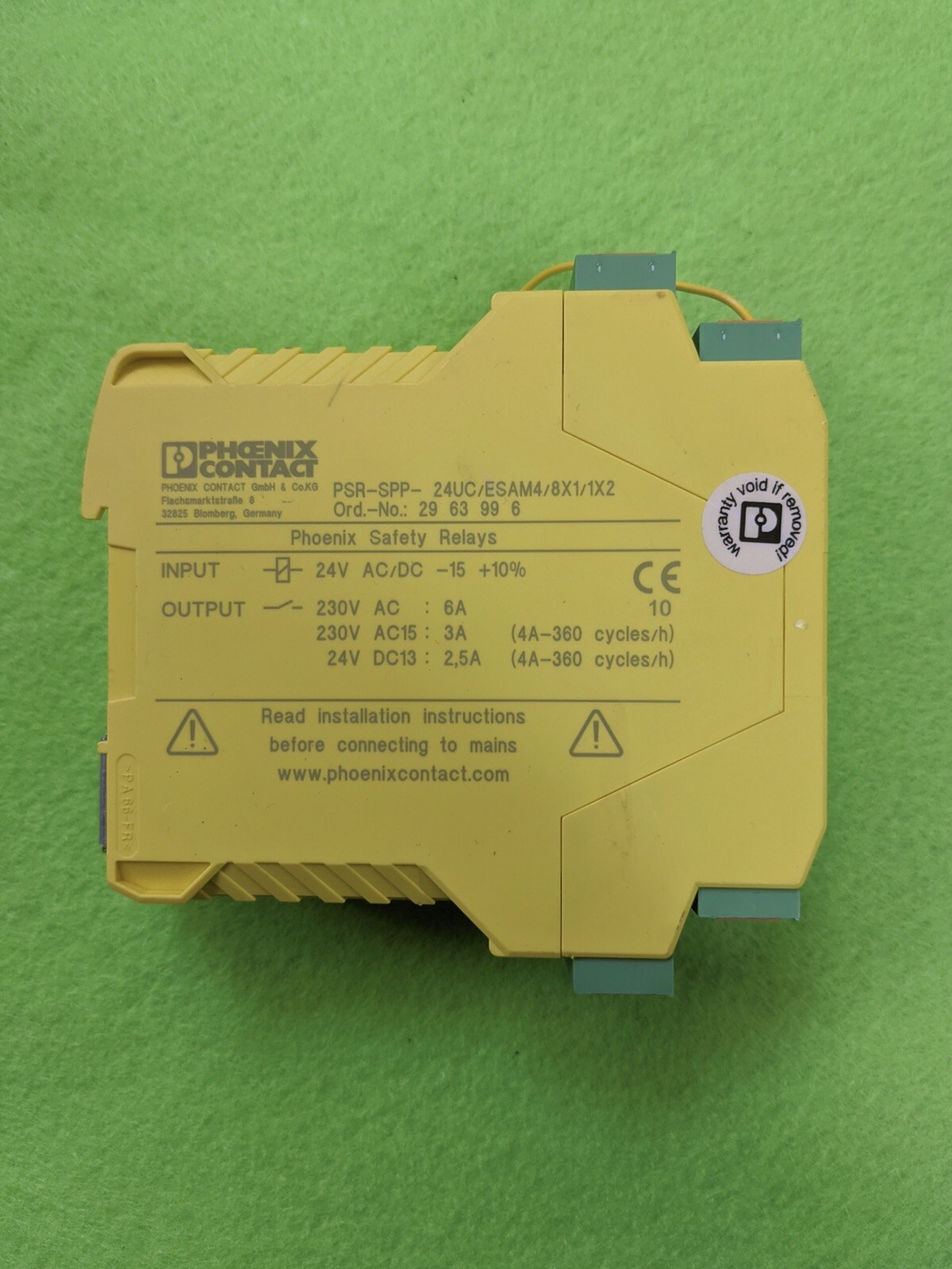 Phoenix Contact PSR-ESAM4 Safety Relay, In: 24VAC/DC, Out: 230 VAC ...