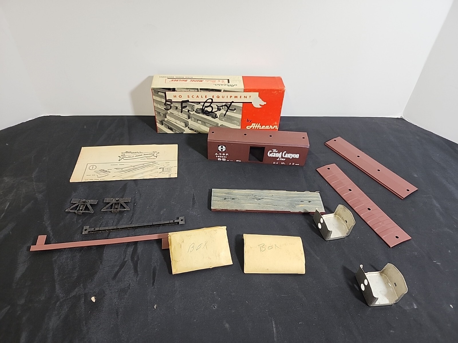 Athearn SANTA FE "GRAND CANYON LINE" BOXCAR HO SCALE | eBay