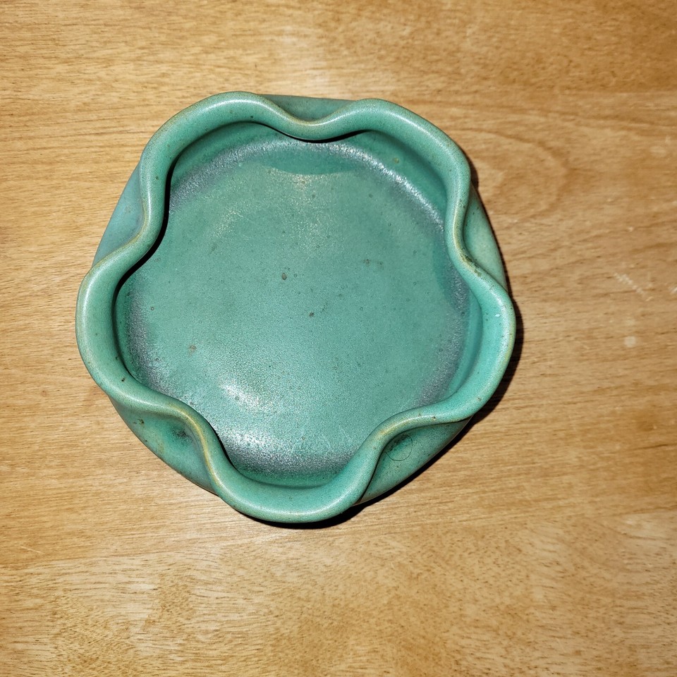 TECO Pottery Classic Antique Vase, Shape 275, W.D. Gates, Matte Green ...
