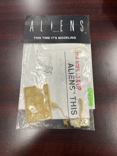 AEF Designs Aliens Kit AX-6 Facehuggers and Chestbursters - Resin 1/35 ...