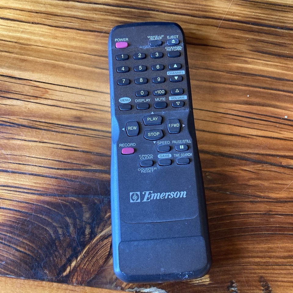 2003 Emerson 9 inch Color TV VCR Combo VHS EWC0903 Gaming & Remote ...