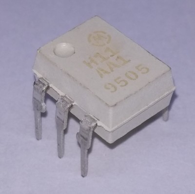 H11AA1 Optocoupler Phototransistor Output, AC Input, with Base ...