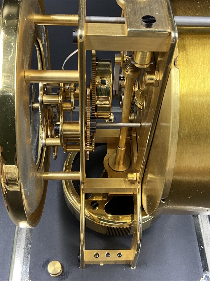 Early Serial # 9566 8476 Atmos Clock Model Cal. Series II Chrome ...
