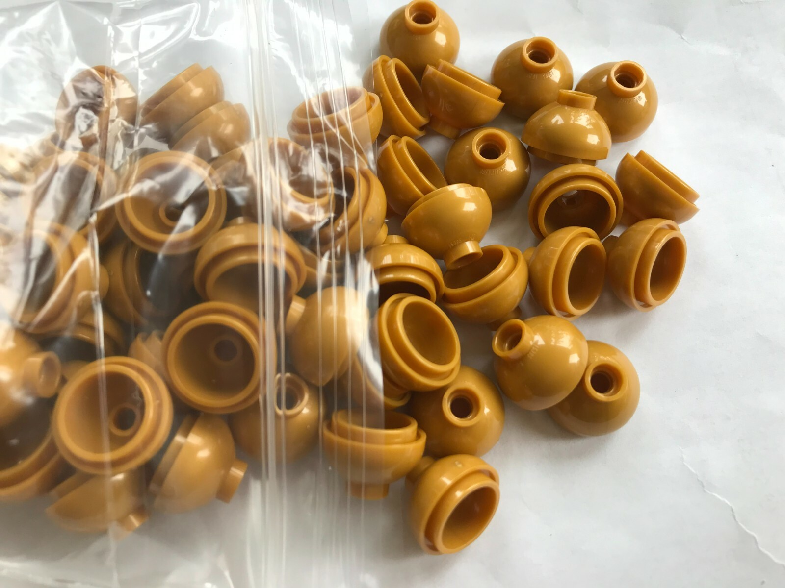 LEGO-NEW #15395-PEARL GOLD-BRICK ROUND 2 X 2- DOME BOTTOM-10 PIECES | eBay