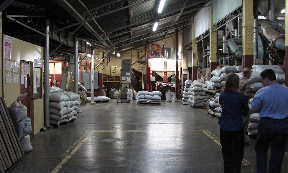 WORLD TOUR FRESH ROASTED COFFEE SAMPLER # 1 MEDIUM ROASTED 6 BAGS 1 ...