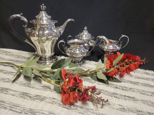 Pairpoint - Antique 4pc Quadruple Silver Plate Coffee Or Tea Pot Set ...