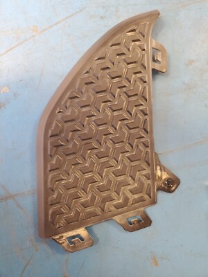 84227859 New Bumper Face Bar Step Pad Molding Trim Passenger Right Side ...