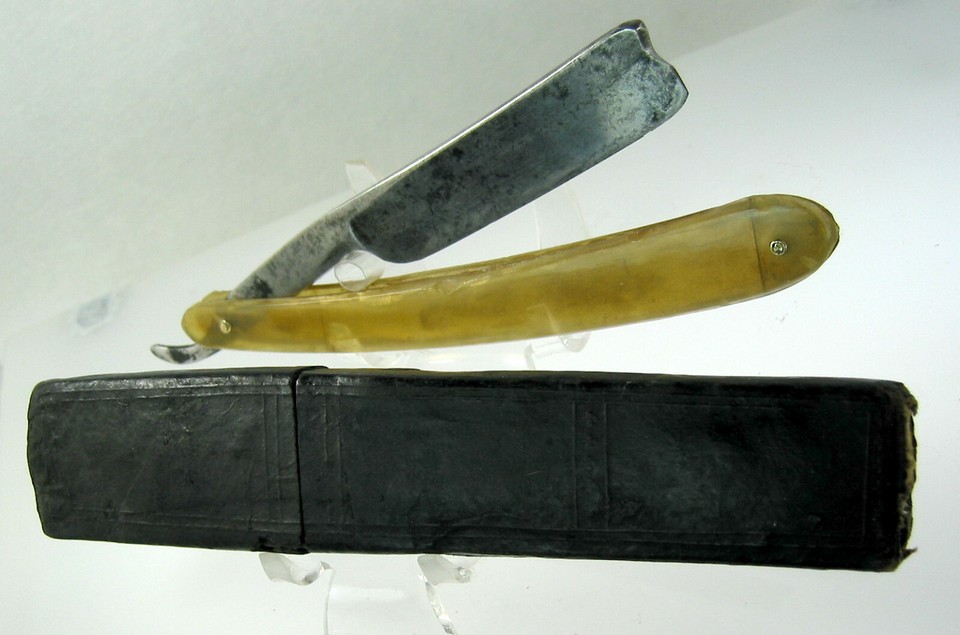 Antique Superior Straight Razor Gilded "The American Razor" Scales ...