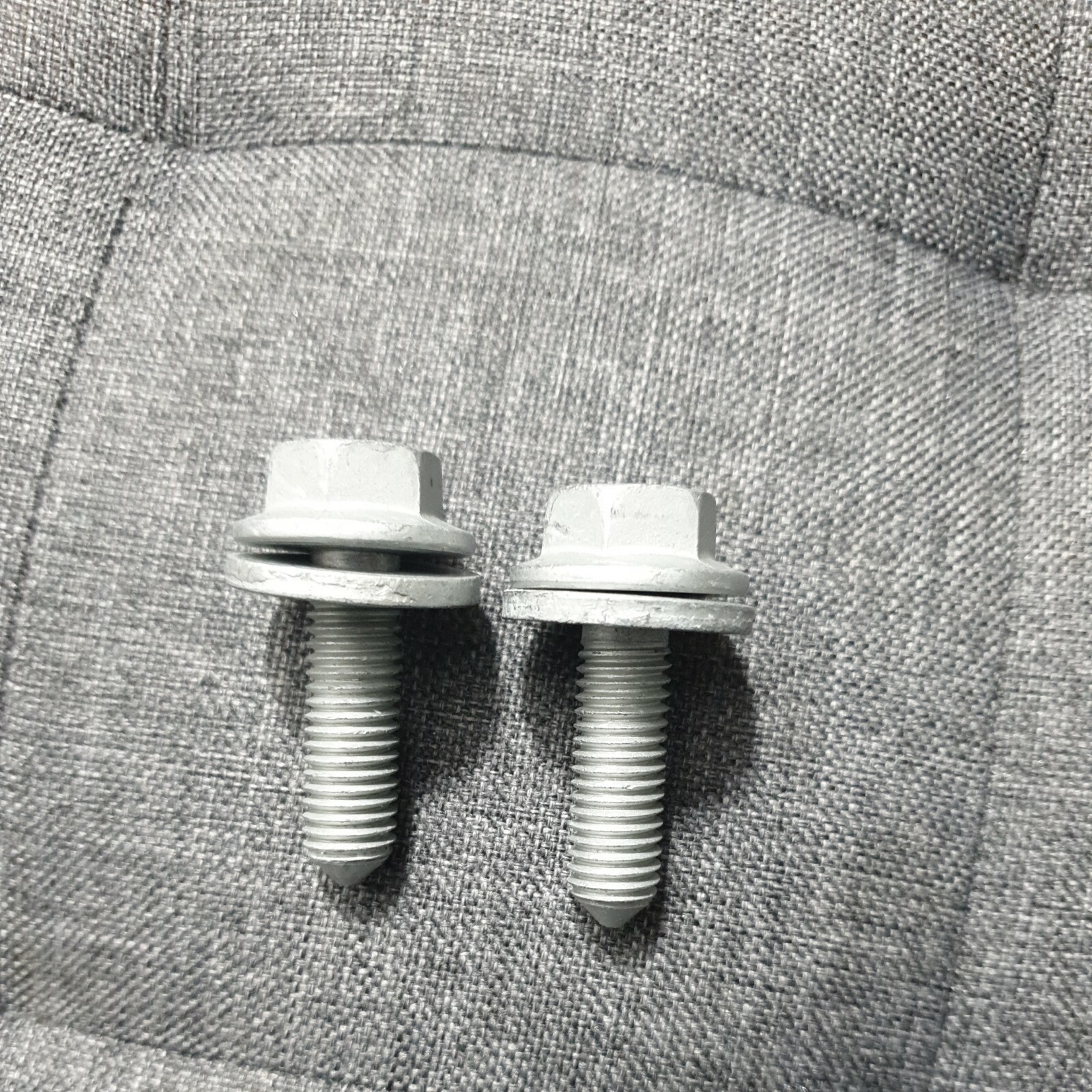 Genuine AUDI Hexagon Head Bolt Combi 2x M10X35 N91152301 | eBay