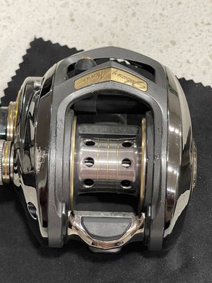 Bass Pro Shops Johnny Morris Signature Series Baitcast Reel JSG10HLA ...