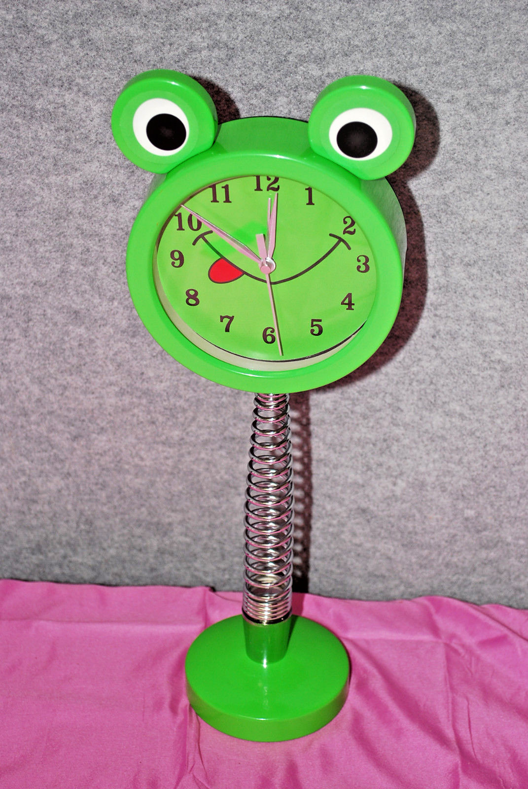 Frog Desk Alarm Clock Quartz with Spring Body 17" Tall S4520 | eBay