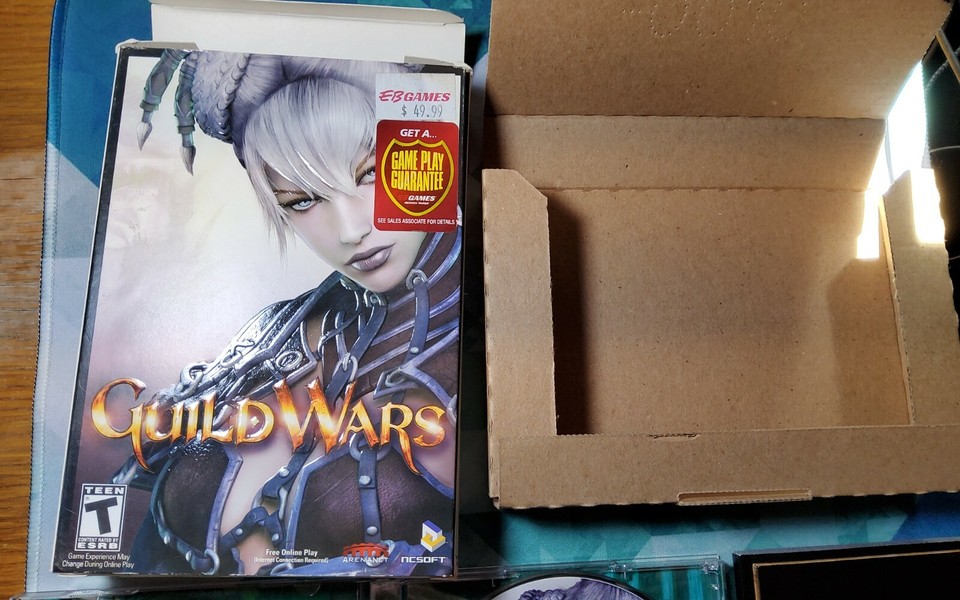 Guild Wars 2005 PC CD-ROM Game Complete In Box CIB MMO USED - SEE ...