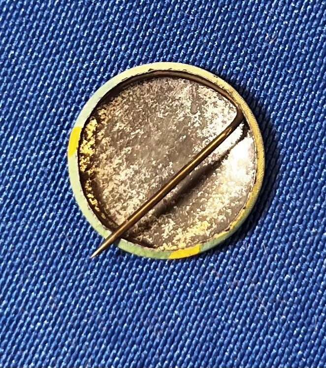 Vintage 1932 PR2 Orbit Gum Phil Collins Baseball Pin Button Phillies ...