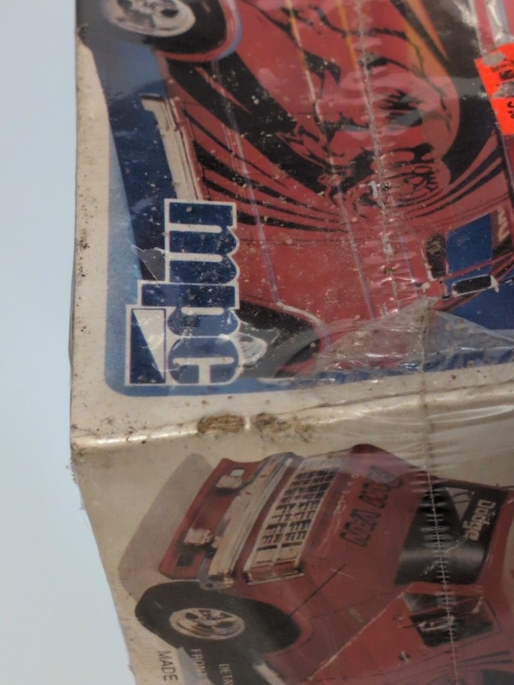 MPC Dodge Ram Van Vintage Plastic Model Car Kit 1:25 Scale 1-0438 ...