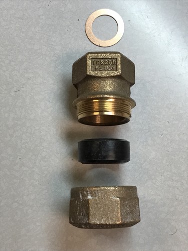 MUELLER 1” H-15072 STRAIGHT COUPLING 110 COMPRESSION IPS PE PIPE X ...