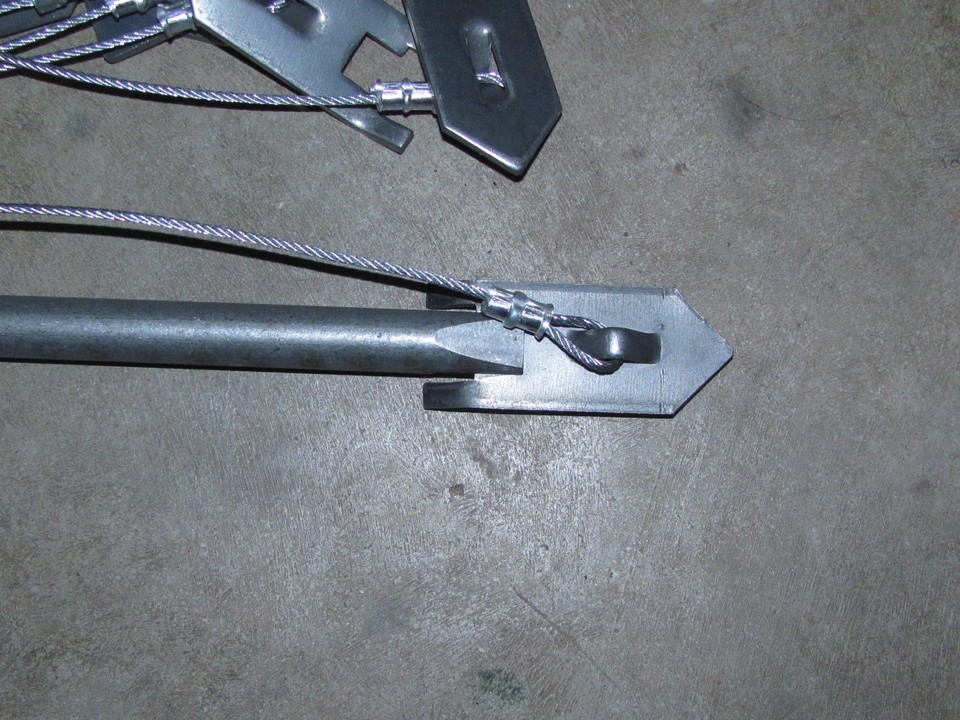 2 Dozen WOLF FANG ANCHORS w/ 18" CABLE & DRIVER, trapping stakes, traps ...