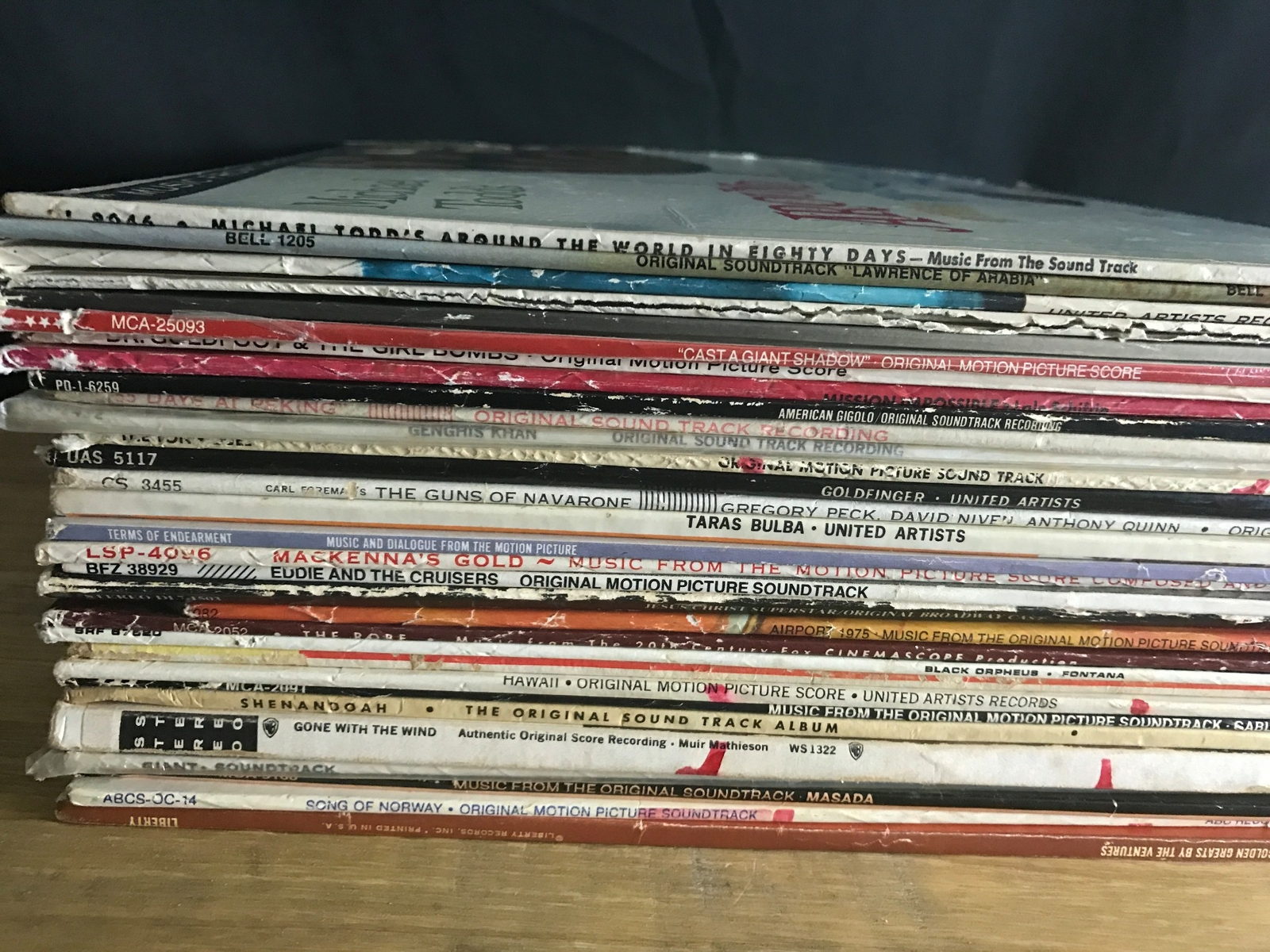 VINTAGE LOT OF 31 USED SOUNDTRACK RECORDS/LP FILM SCORES/CLASSICS GONE ...