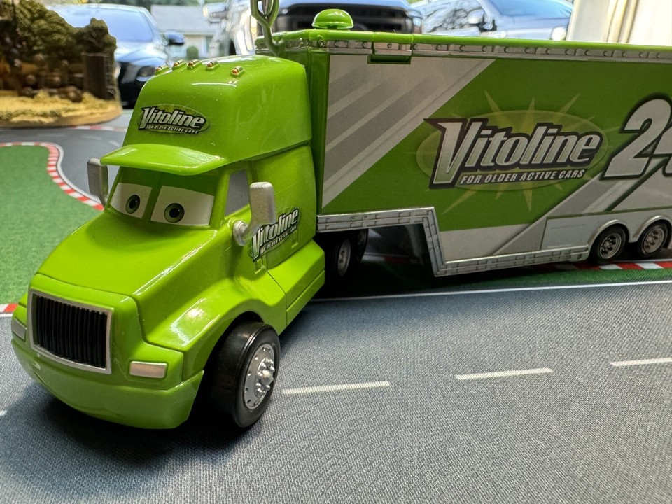 Disney Pixar Cars VITOLINE BUNDLE!! Hauler In Excellent Cond, Pitty 2x ...
