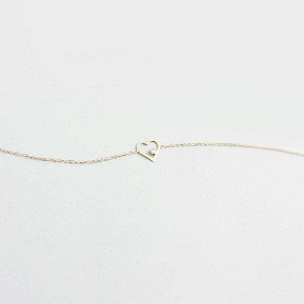 Beautiful Heart Shape Dainty Simulated White 0.03CT Sapphire 935 Silver ...